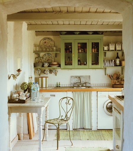 New Home Interior Design: Cottage Kitchens