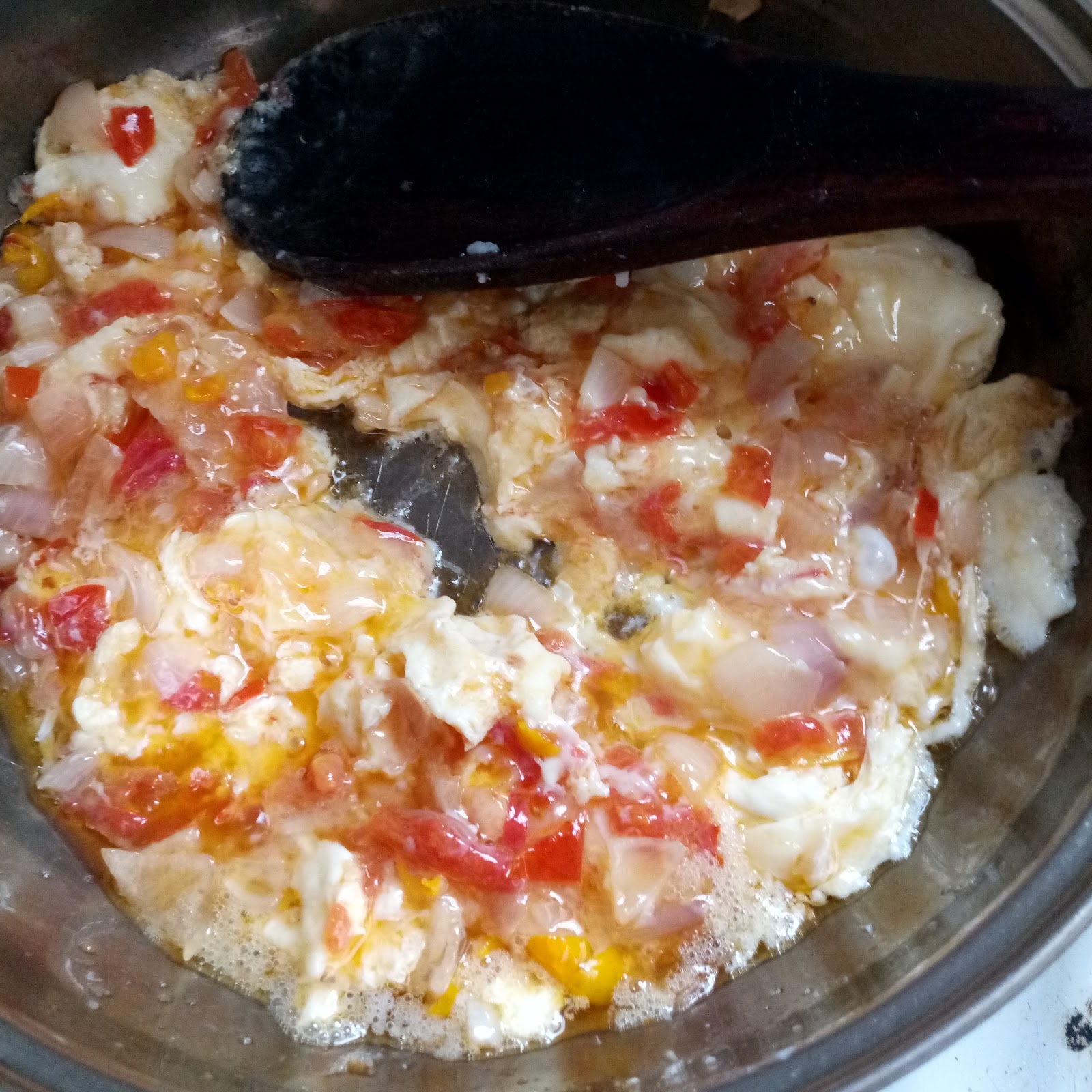 Fried Egg Jollof Rice Recipe