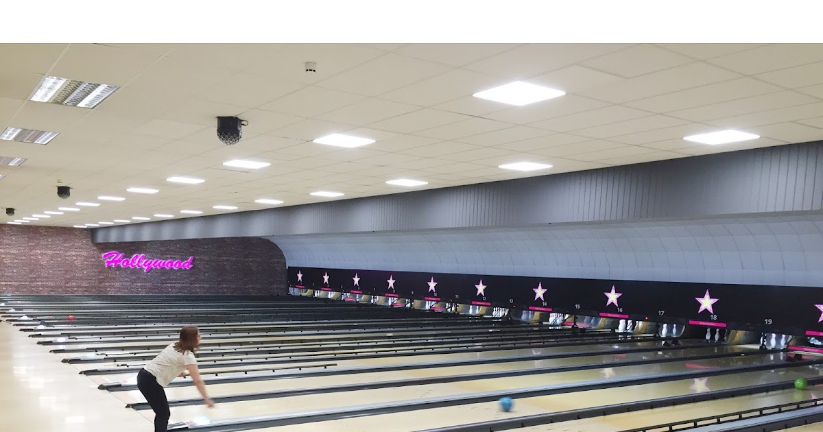 Hollywood Bowl, Tower Park - Eyes On Stage