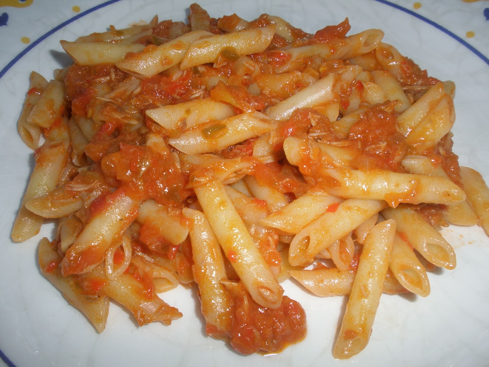 LAS RECETAS DE PEPEJO: MACARRONES CON ATÚN EN SALSA DE TOMATE