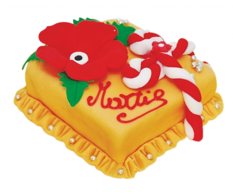 Reteta de acasa: Tort de Martipan cu ocazia Martisorului