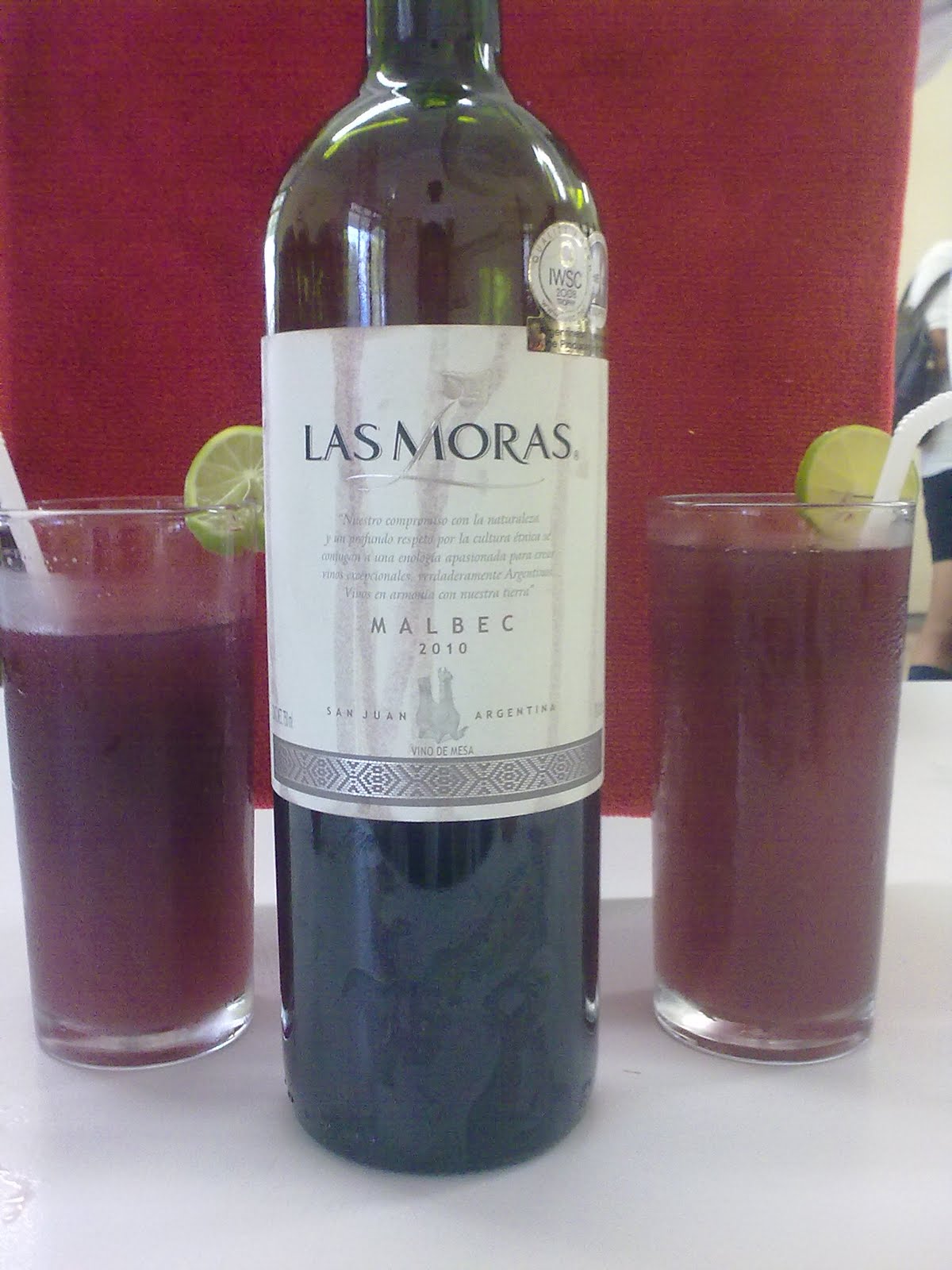 preparar bebidas: fotos de fresada