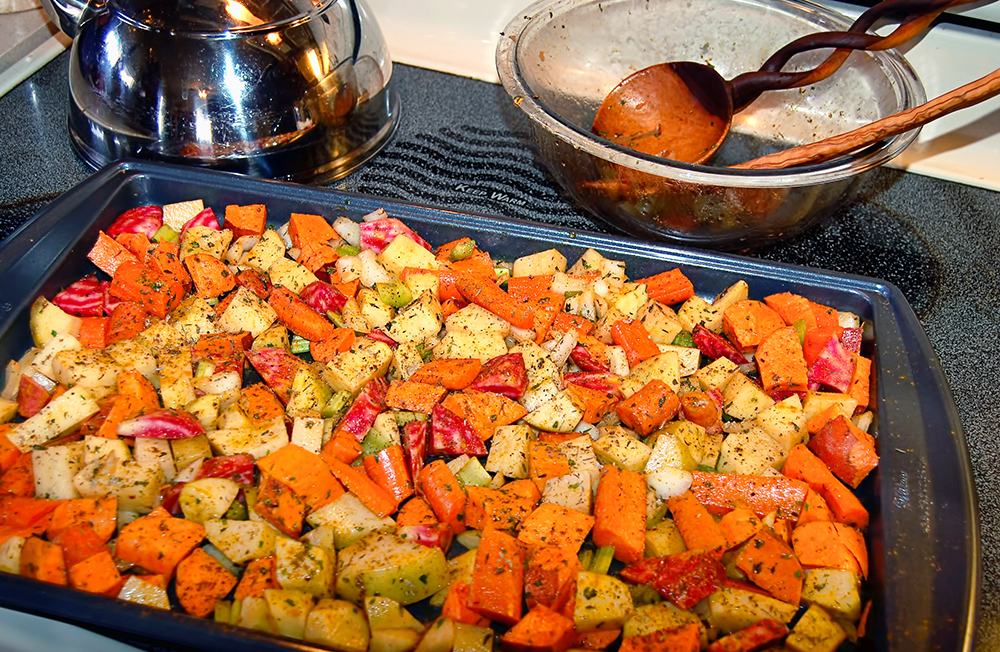 The Queen's Table: Easy Roasted Root Vegetables