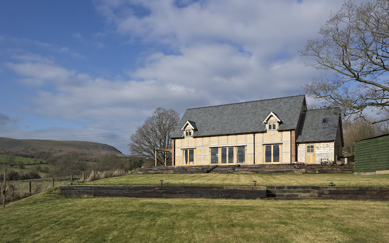 from little acorns.........: photos of a lovely Welsh Barn