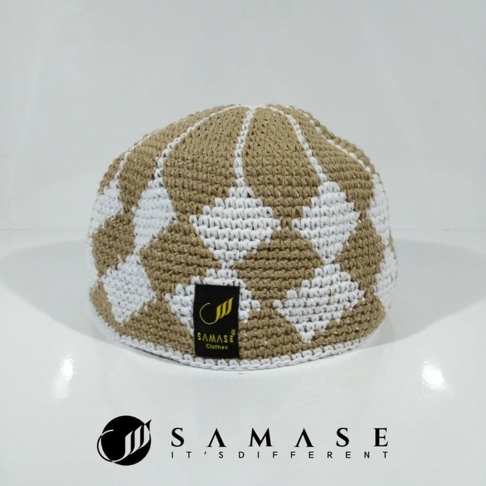 Peci Rajut Tangan Samase Keren dan Trendy