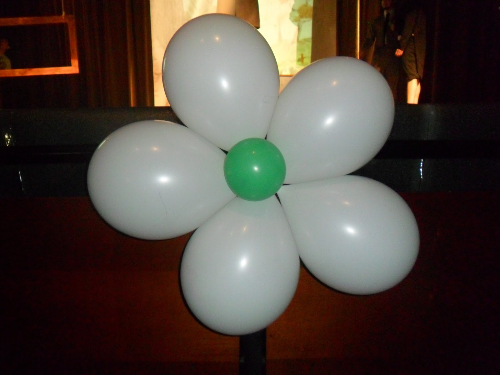 DECORACME. DECORACIONES EN GLOBOS: BOMBAS DE HELIO BOGOTA