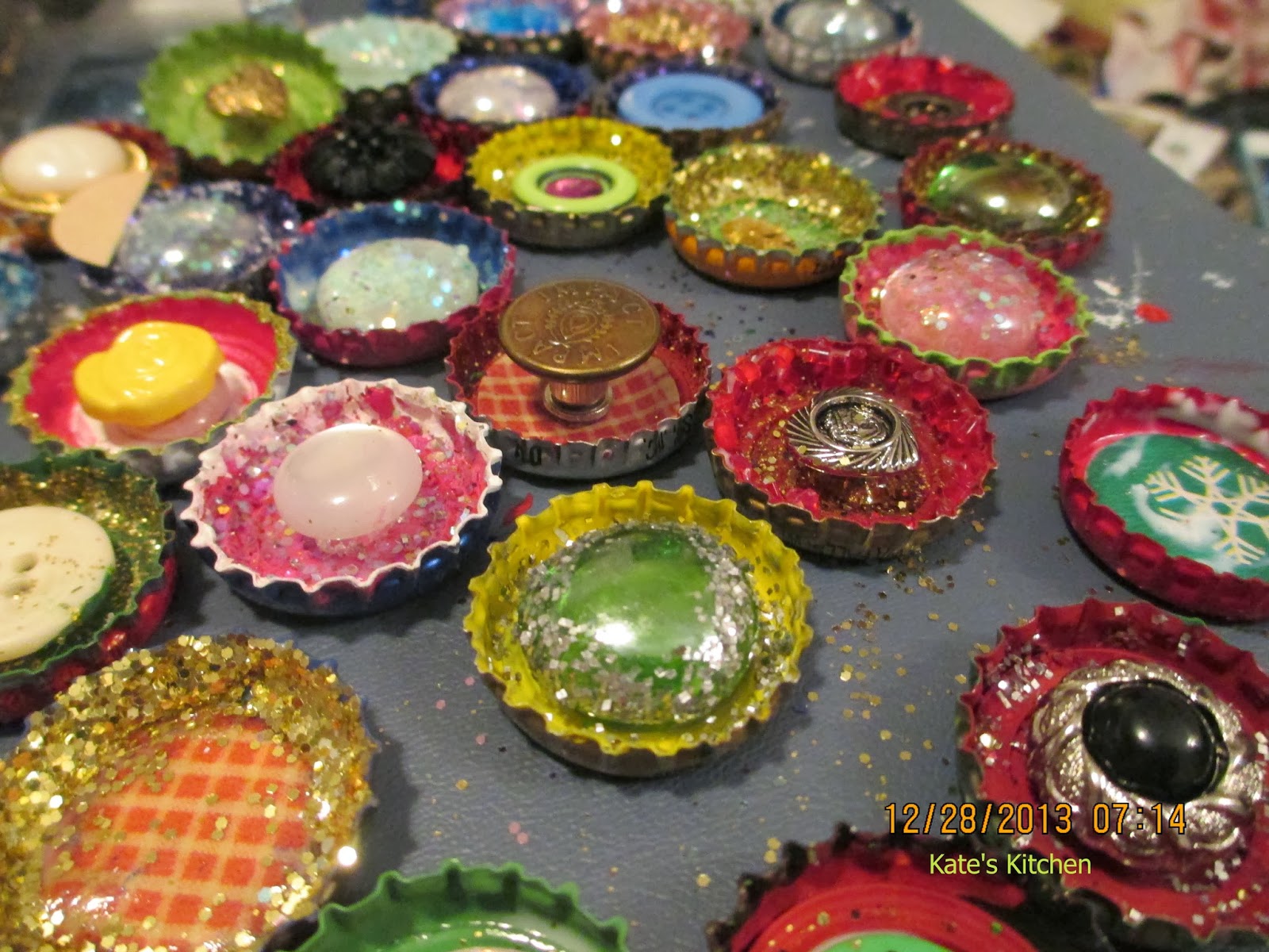 Kate's Kitchen: Bottle Cap Crafts