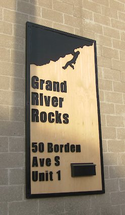 Grand River Rocks Thrashing