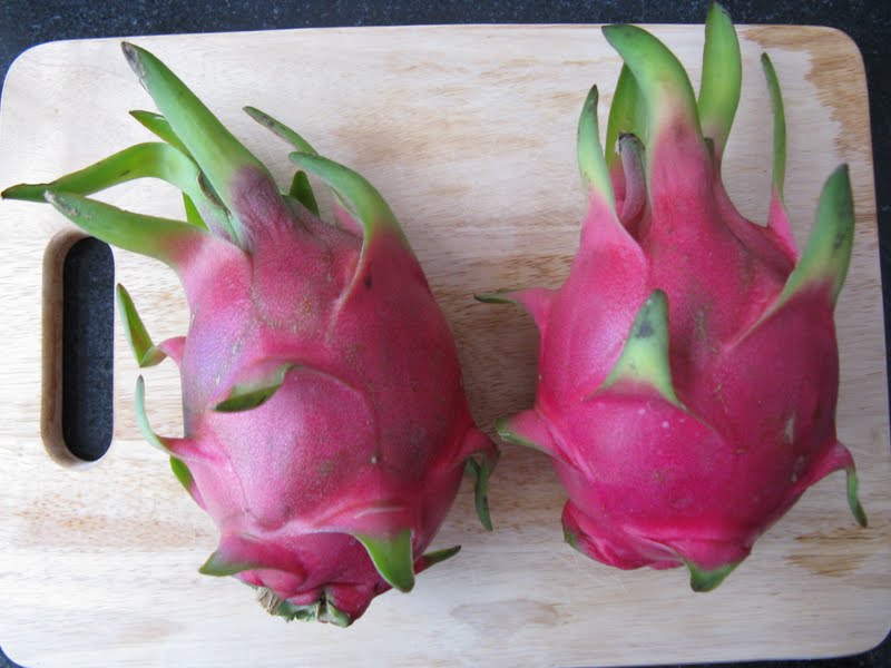Head (South) East: Dragon Fruit (Thanh Long)