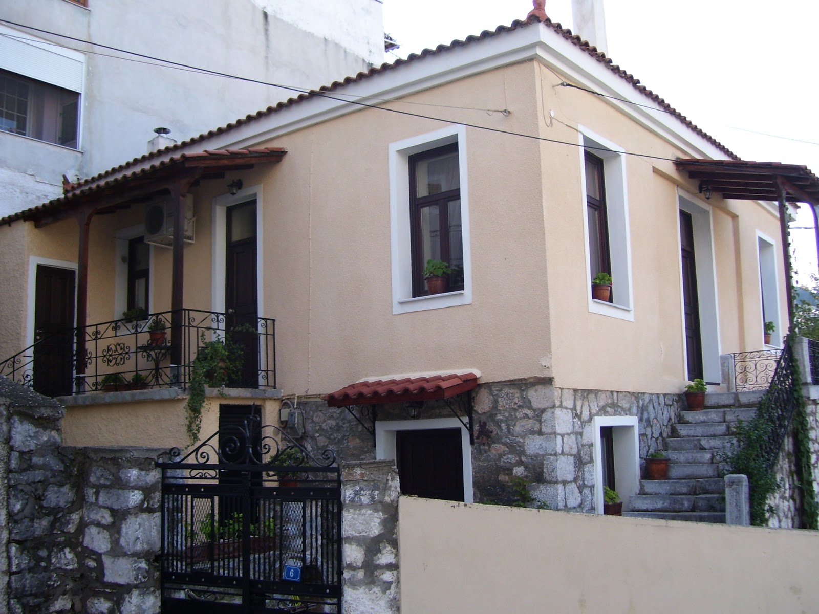 Ιστορικά κτίρια και μνημεία της Λιβαδειάς: Διατηρητέα κτίρια