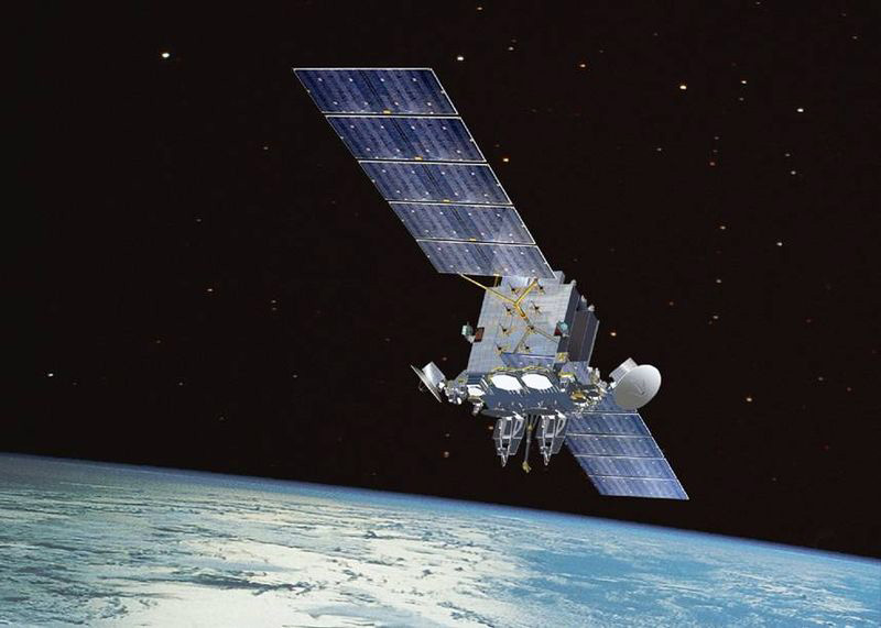SPACE RELICS: Les satellites militaires américains Milstar et AEHF