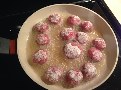 The Plate of the Planet: Kufteta - Bulgarian Pork Patties or Meatballs