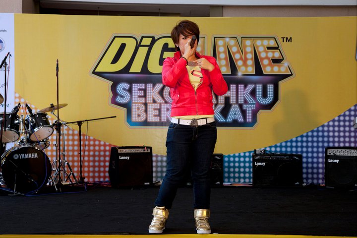 Zenny Salihuddin: DigiLive Sekolahku Berbakat BEST!!!!!!