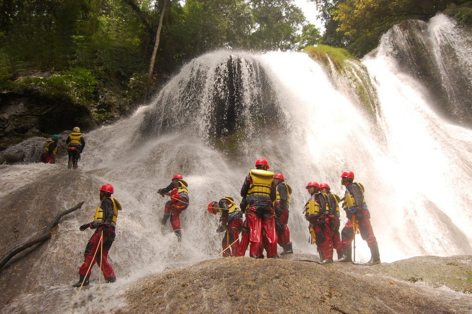 Curug Bibijilan, Amazing Waterfall in Western Java, Indonesia - Amazing ...
