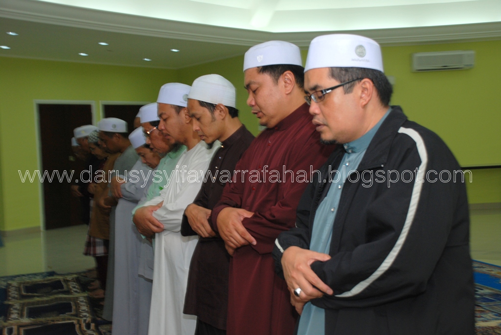 DARUSYSYIFA' WARRAFAHAH: MERAWAT BANGUNAN SEKOLAH MENENGAH RIMBA II