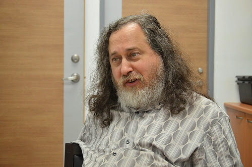 【自由軟體專題】Richard Stallman：我一生都為使用者的自由而奮鬥|數位時代 BusinessNext