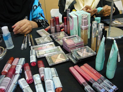 CikLilyPutih The Lifestyle Blogger: Maybeline New York Fashion Week ...