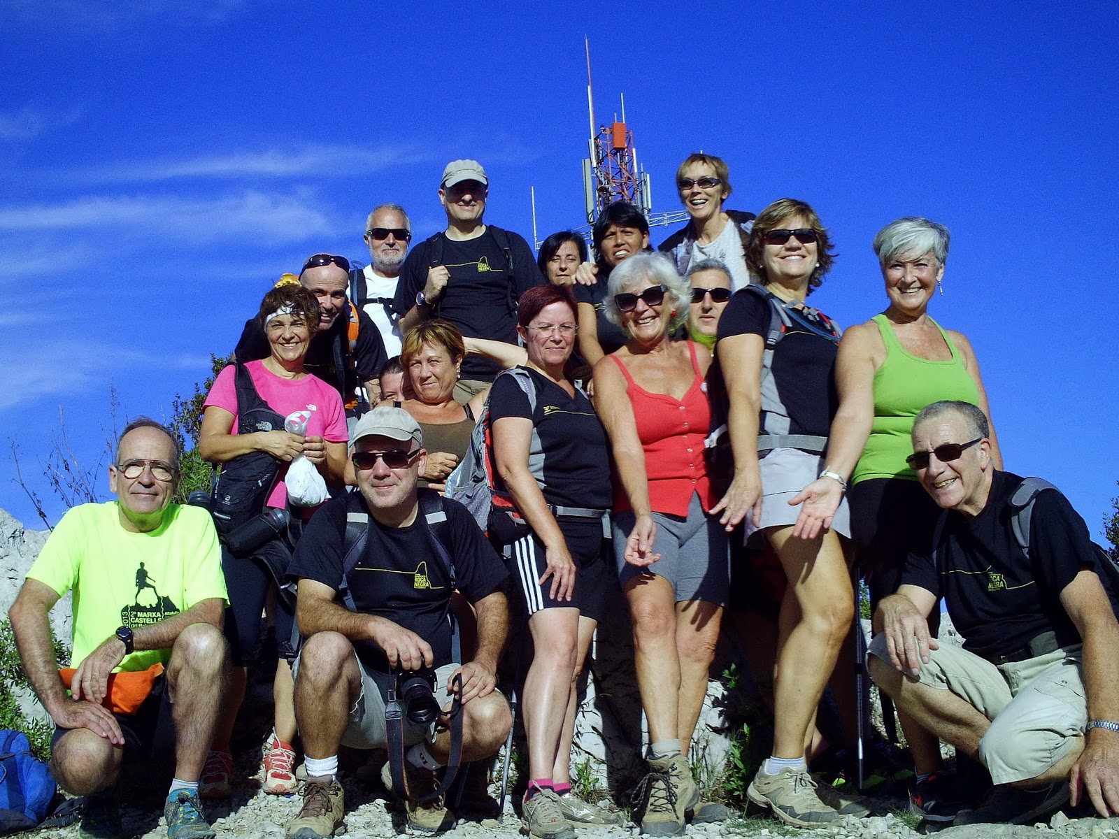 Centre Excursionista Roca Negra: Caminada Olesa Bonesvalls – Montau ...