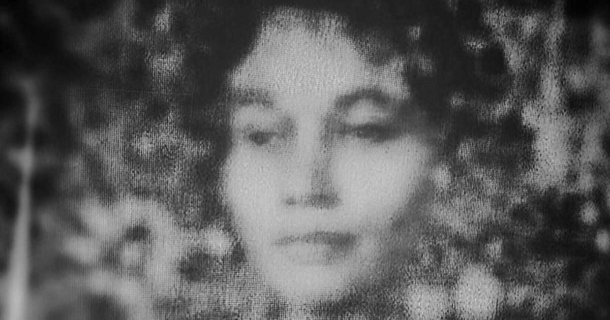 Rosa Torre González, construyendo la Biografía.