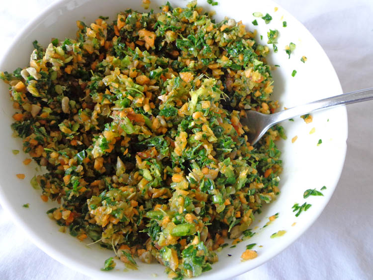 AdventureLisa: Hail kale!