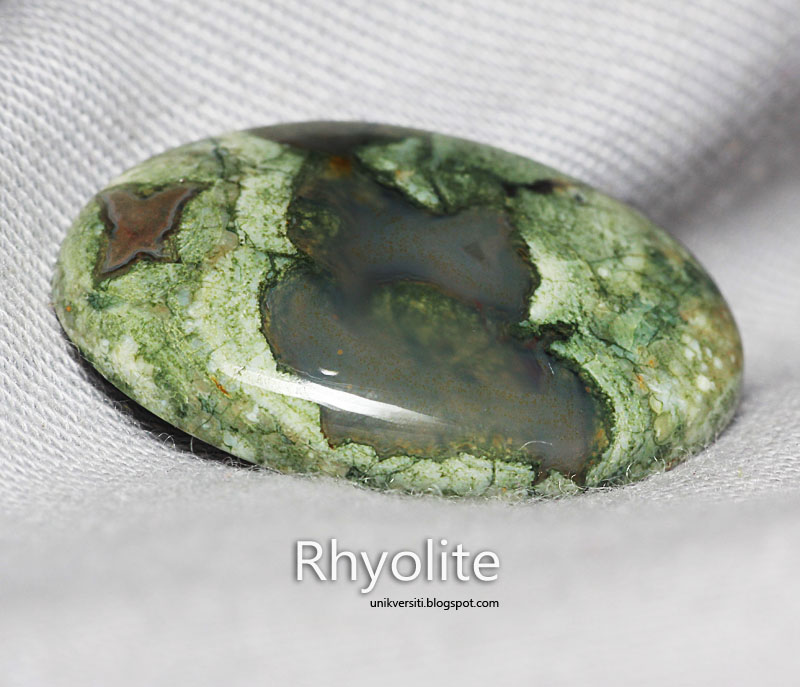 Batu permata: Rhyolite - Unikversiti
