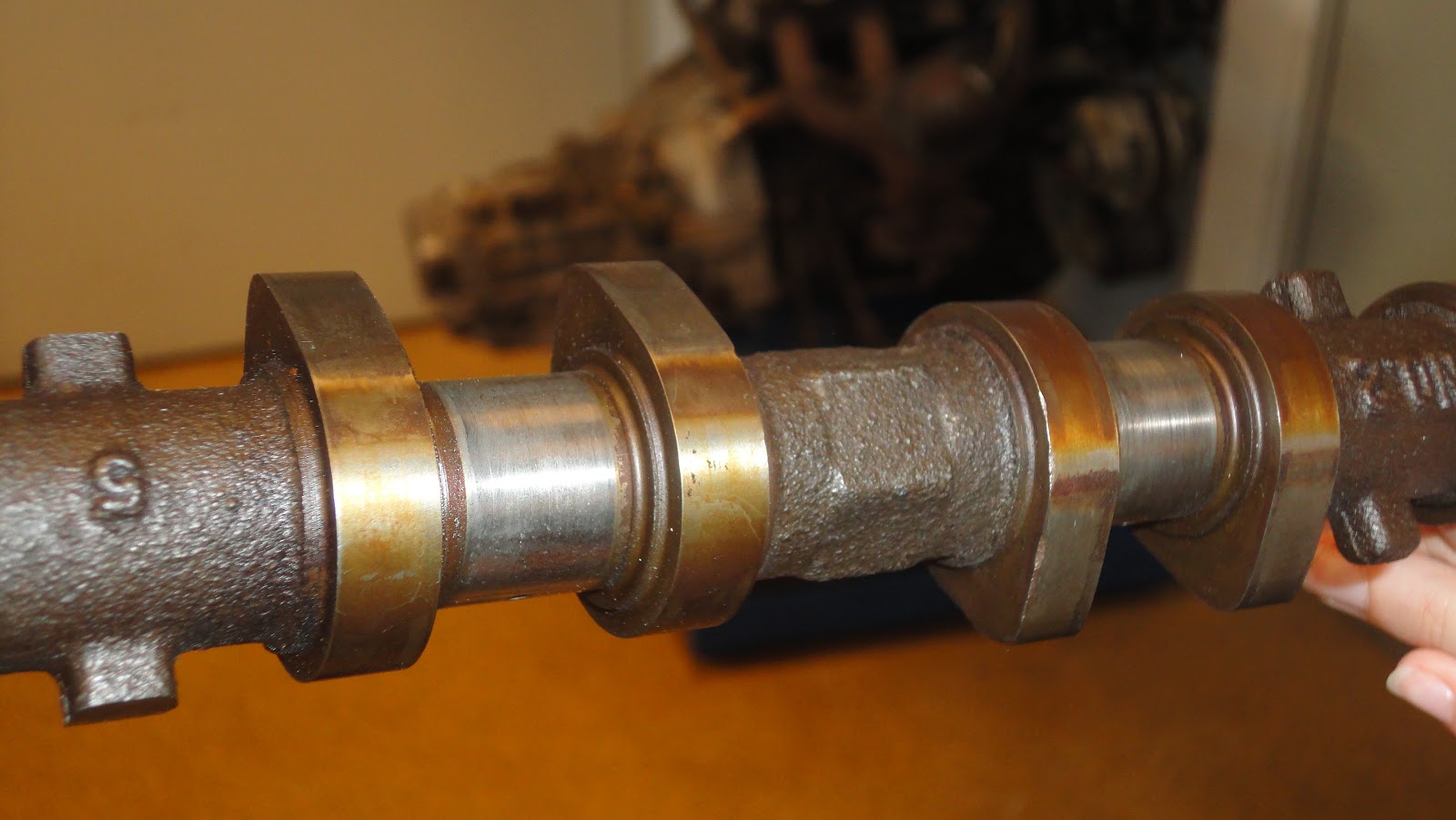 Sous la Voiture: Moottorin osat ja niiden toiminta