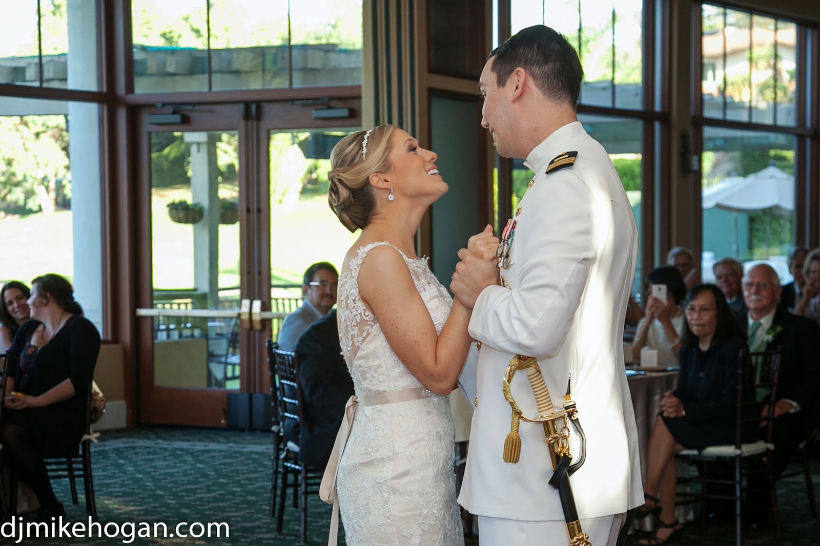 Entertainment At Large - Newlyweds and more...: Christopher & Pamela ...