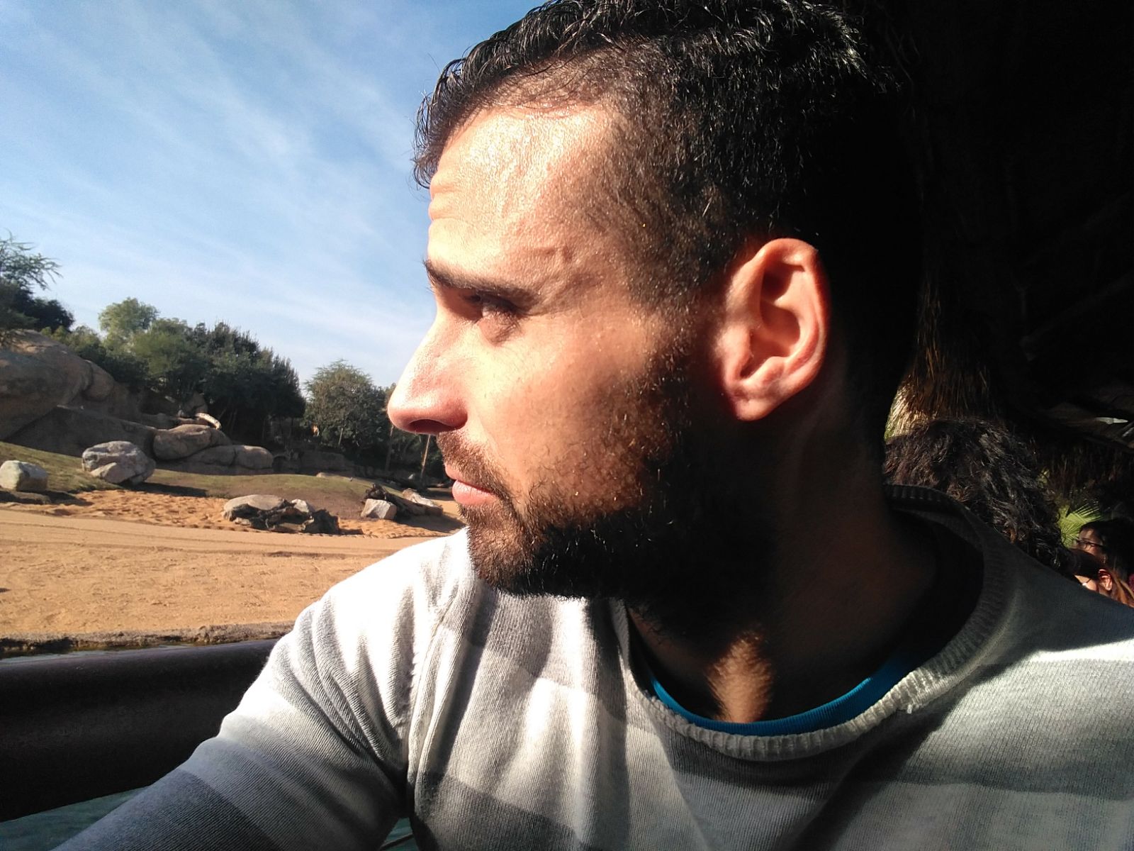 Escuela de conocimiento y sabiduría : Bio Edgar