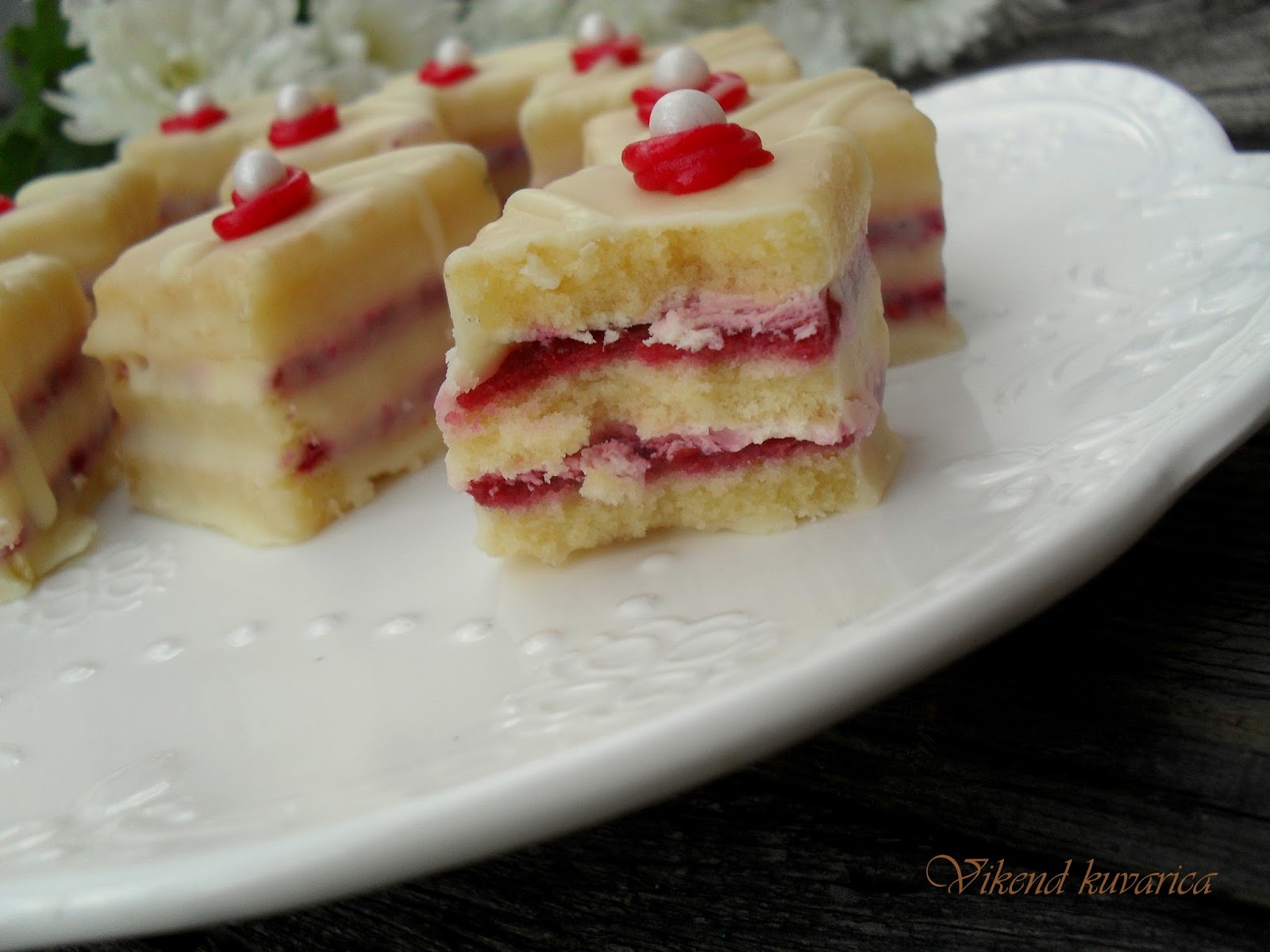 Vikend kuvarica: Minjoni sa želeom od malina