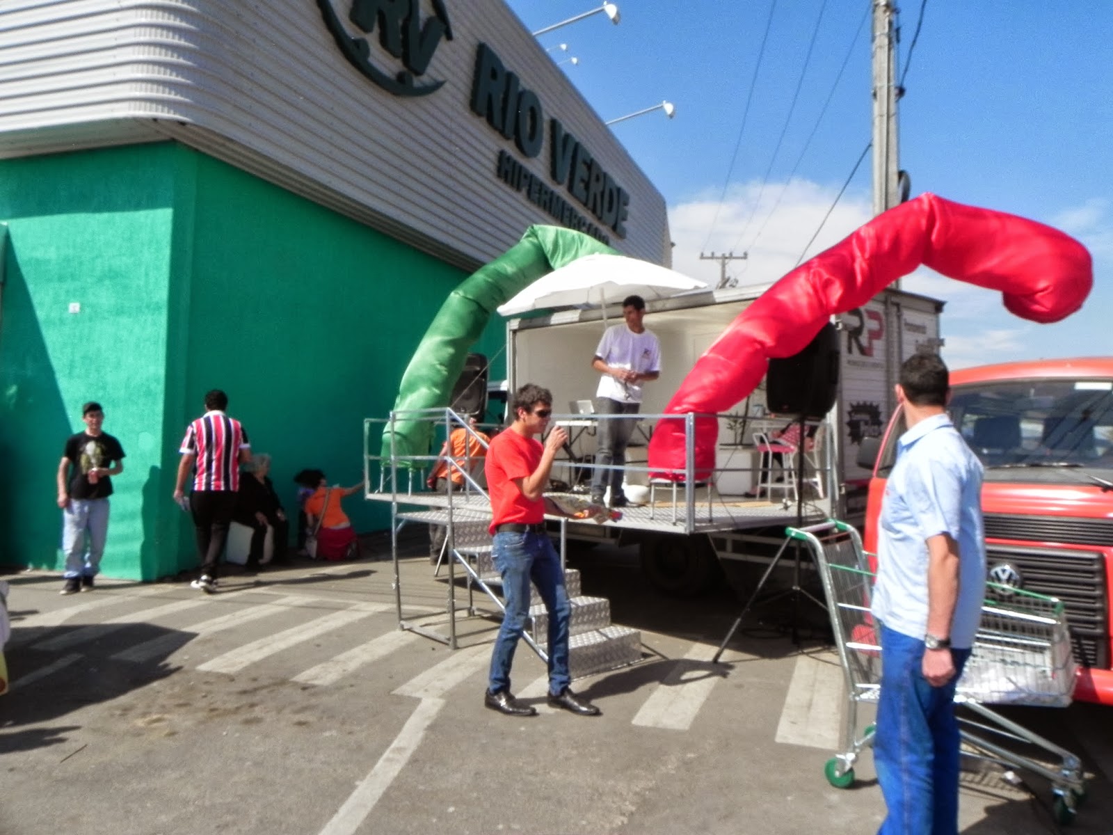 Eventos Sociais e Corporativos: SUPERMERCADO RIO VERDE COLOMBO