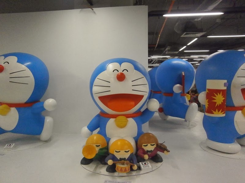TRAVELOG: EKSPO 100 GAJET RAHSIA DORAEMON : Patung Doraemon je...We ...