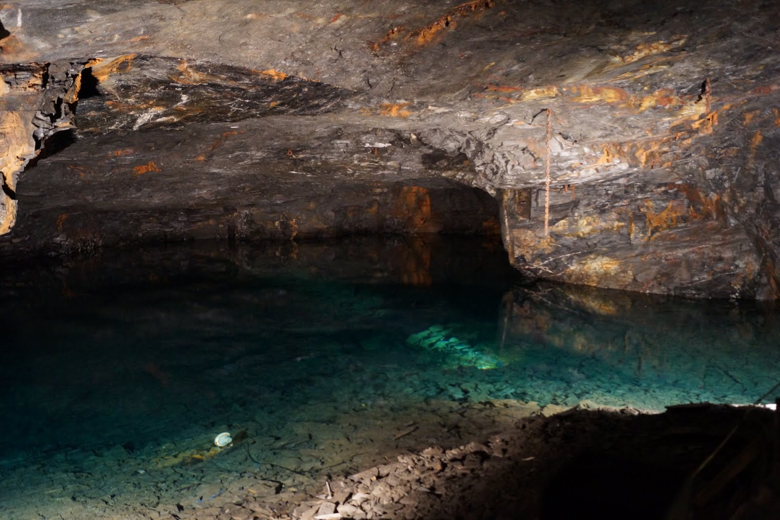 Hellfire Pix: Carnglaze Caverns