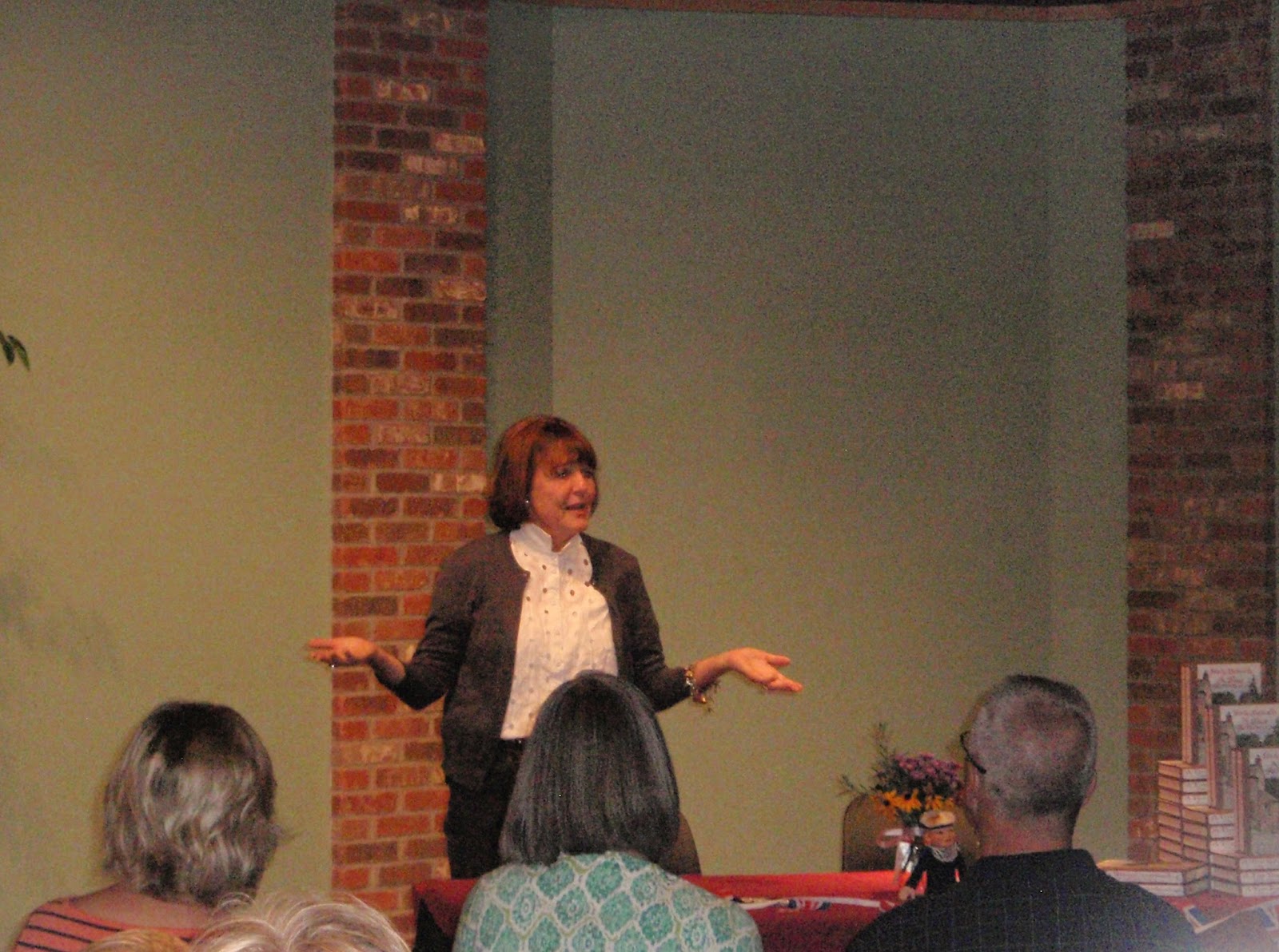 Relevant Tea Leaf: Susan Branch Book Signing