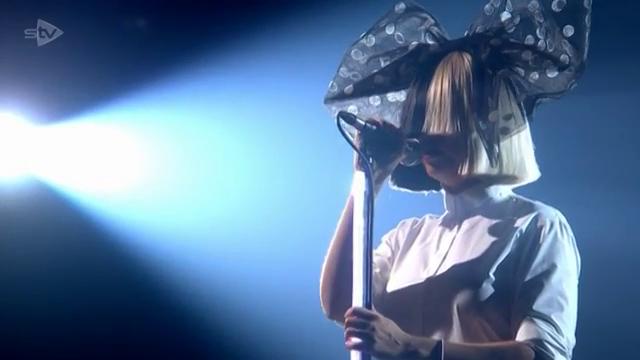 Sia Sings "Alive" On "X Factor UK" (VIDEO)