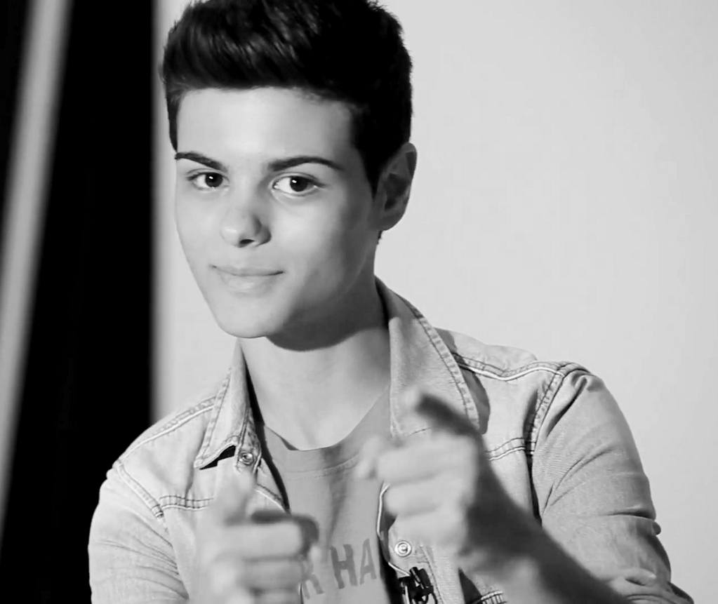 ABRAHAM MATEO CANCIONES