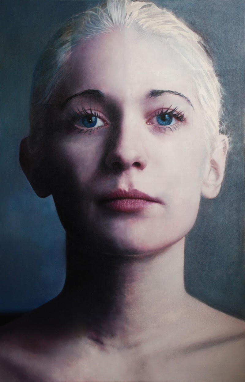 Artospective: Hyper Realistic Figurative Paintings by Philip Munoz.