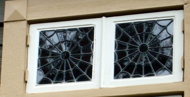 STARSHINE CHIC : Spider Web Window