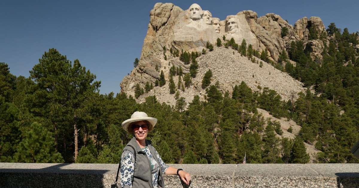 Edie's Cross Country Rambles: Mount Rushmore and the Crazy Horse Monument