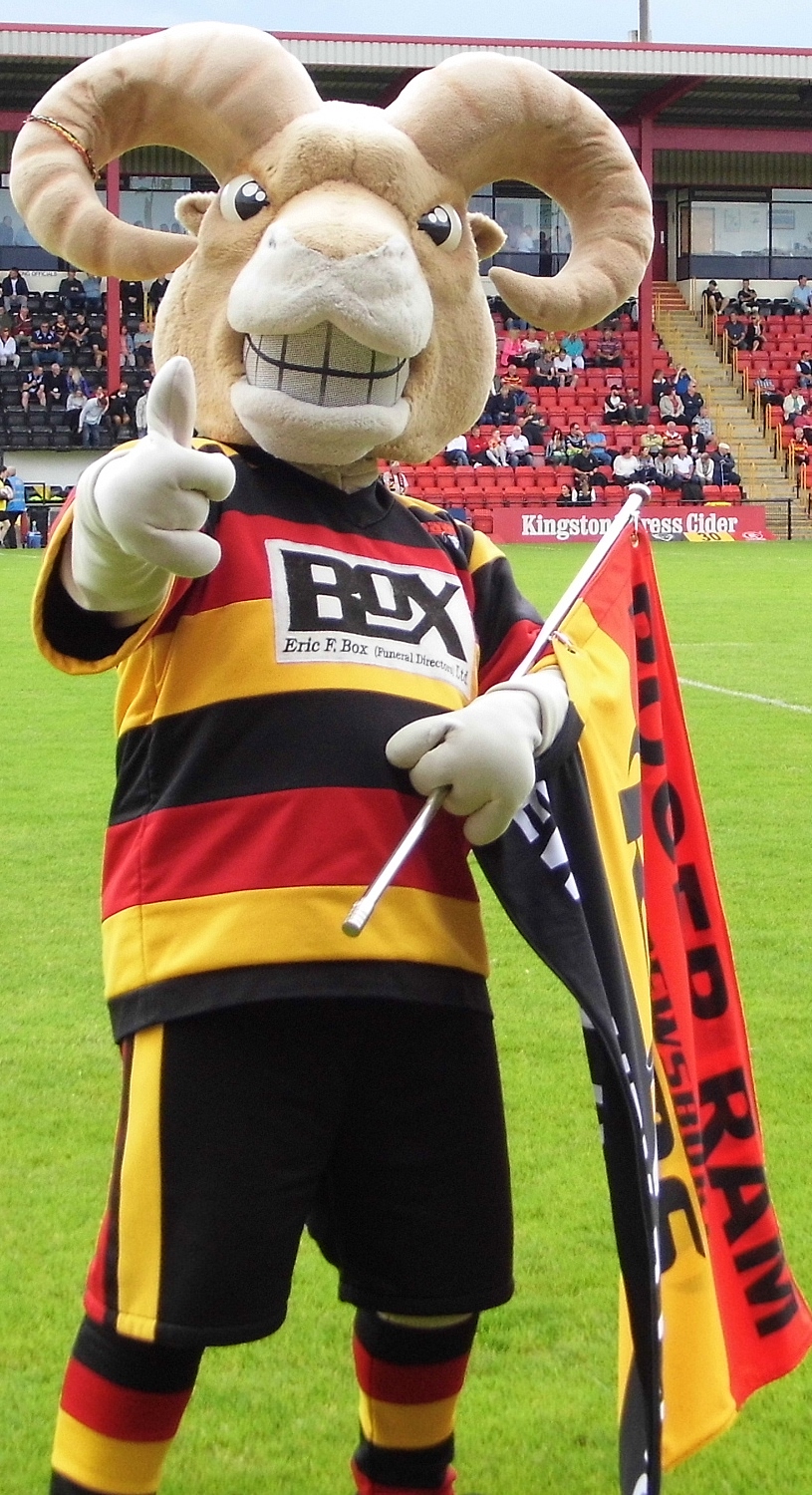 We all stand together: DEWSBURY RAMS CHARGE HOME