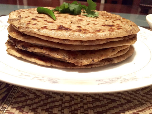 Zanis Corner: Parathe Aloo ke