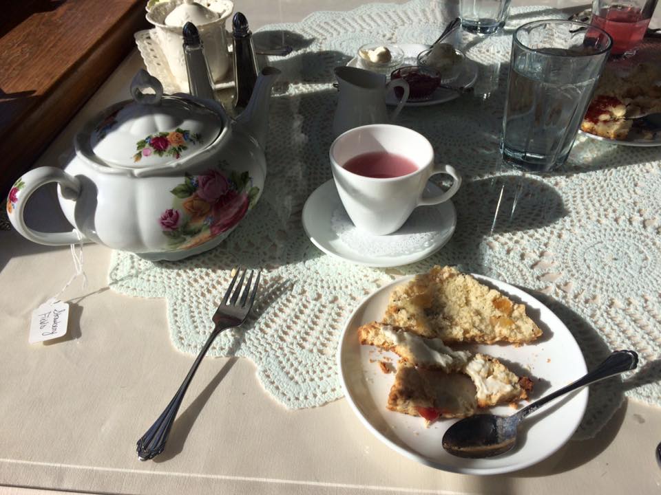 Cookies and Milk at 3:00: Tea Time