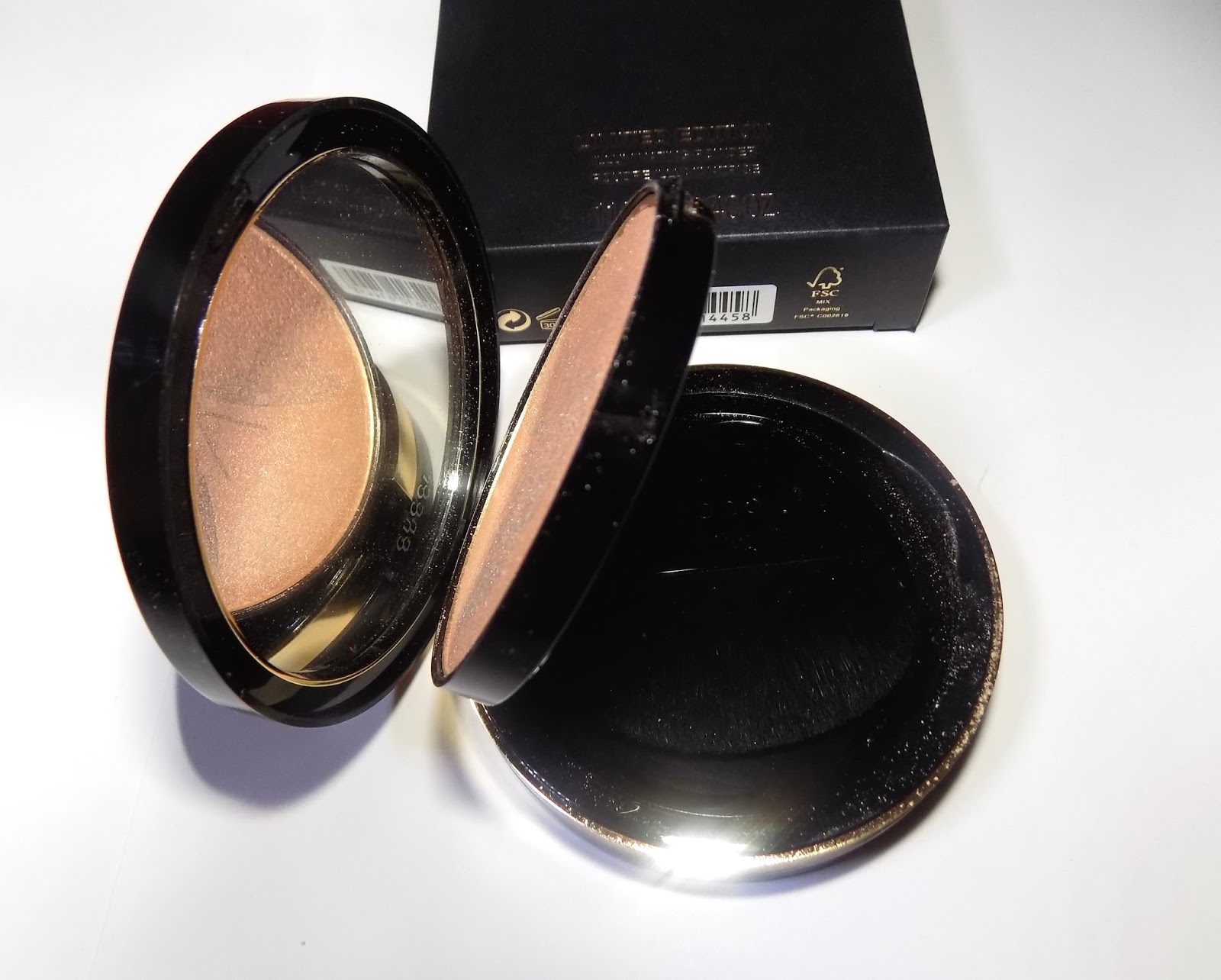 The Beauty Alchemist: Gucci Illuminating Powder