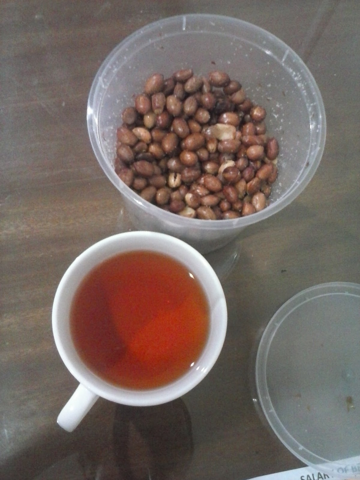 More Fun Dining: Peanuts and Tea