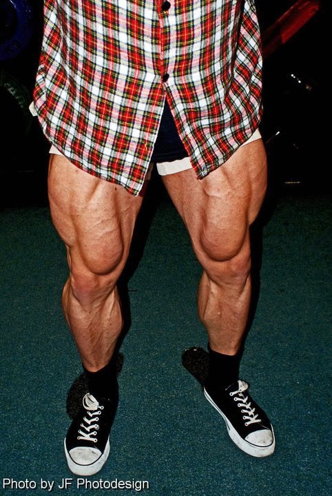 Bodyspace Junction: German teen muscle Frederic Höfer