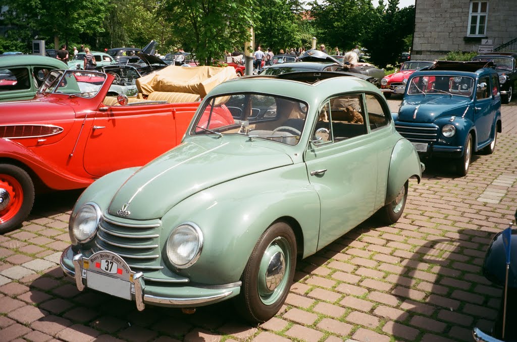 Two-Stroke - Archive of DKW Owners Club of Great Britain