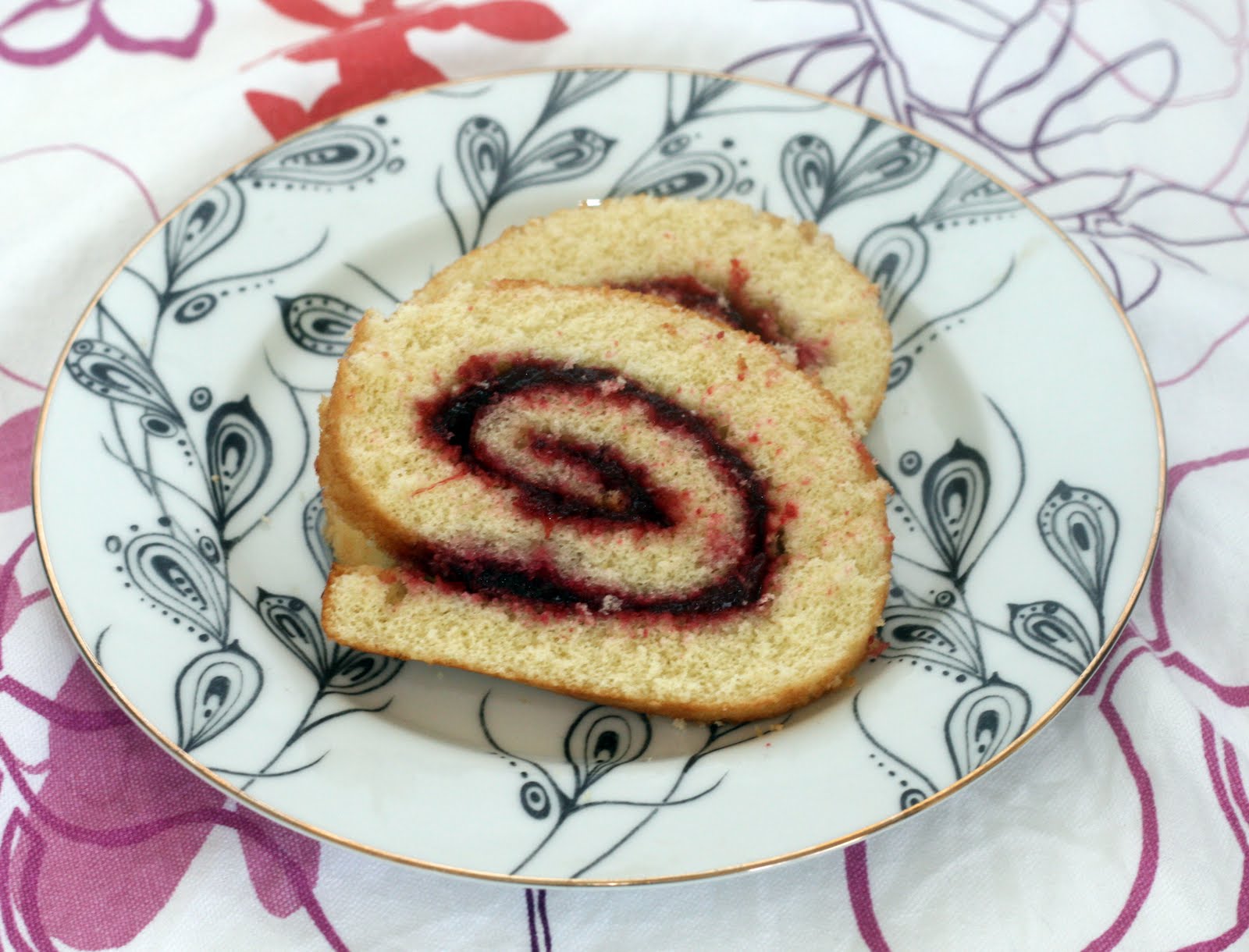 Vanilla Bean Jelly Roll – Coconut & Lime