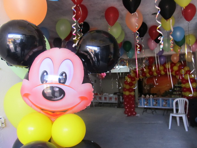 Como decorar un cumpleaños de Mickey Mouse - Imagui