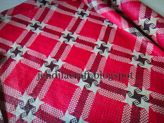 Mengkuang: Tikar mengkuang