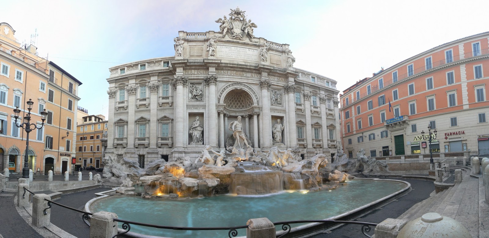 MOLYNANST: Romantic Myth Fontana DI Trevi
