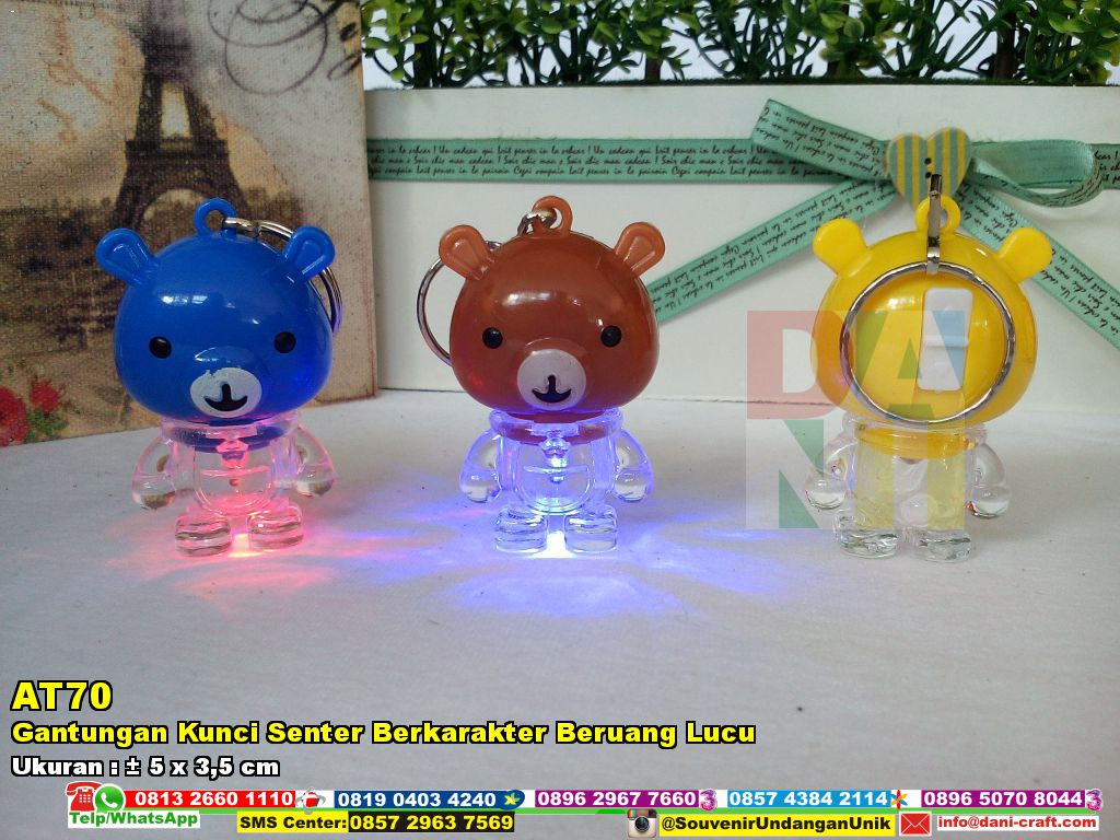 Gantungan Kunci Senter Berkarakter Beruang Lucu | Souvenir Pernikahan